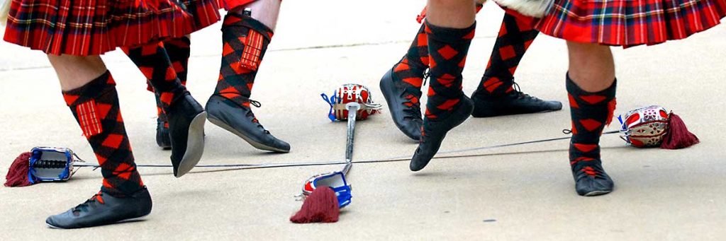 Pipes-and-drums-01-Scots-Guards – Scots Guards